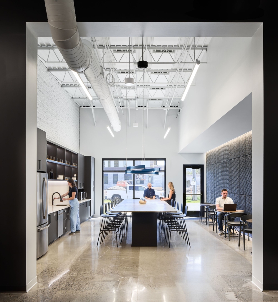 Front Row Sales and Marketing Offices - Edina | Office Snapshots