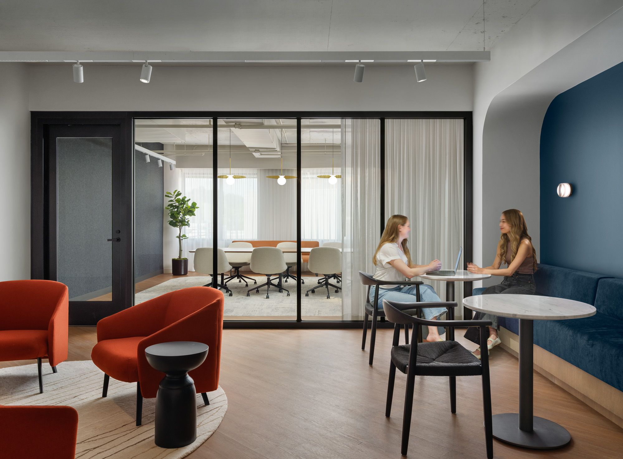Federal Realty Investment Trust Amenity Suite - Washington DC | Office ...