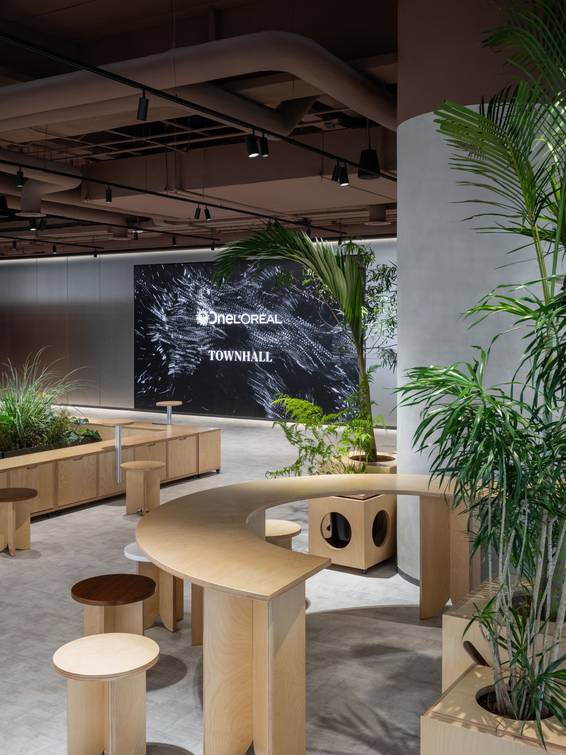 Publicis Groupe Headquarters - Shanghai | Office Snapshots