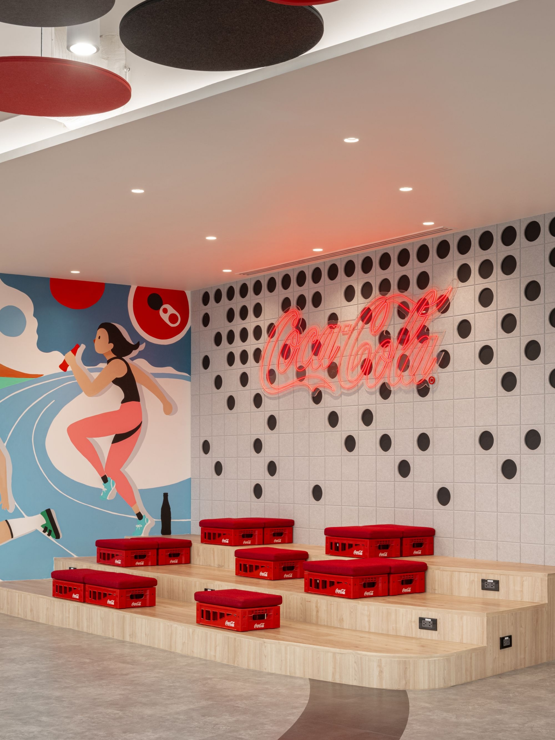 ThaiNamthip Coca-Cola Offices - Bangkok | Office Snapshots