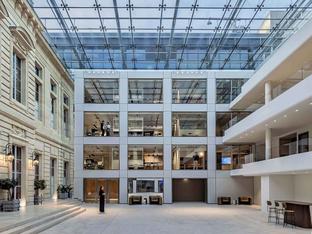 The AXA Group’s Global Headquarters - Paris | Office Snapshots