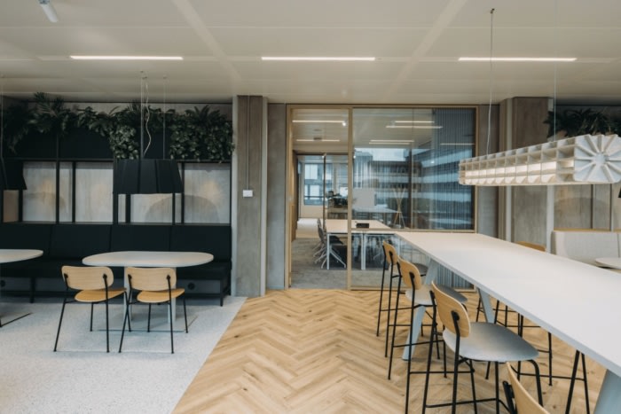 Medline Offices - Utrecht | Office Snapshots