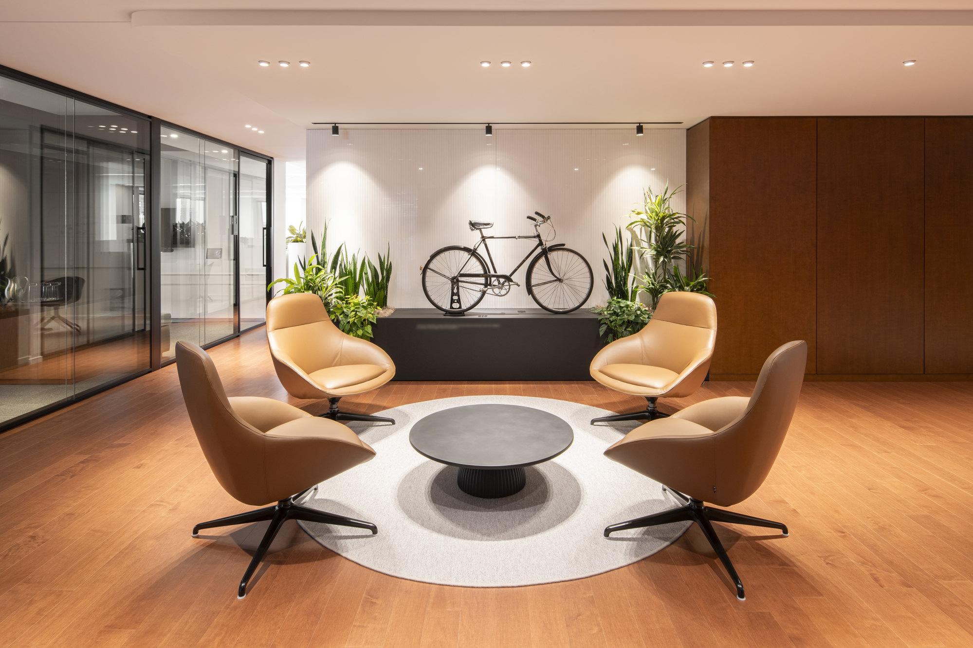International Manufacturing Company Headquarters - Montreal | Office ...